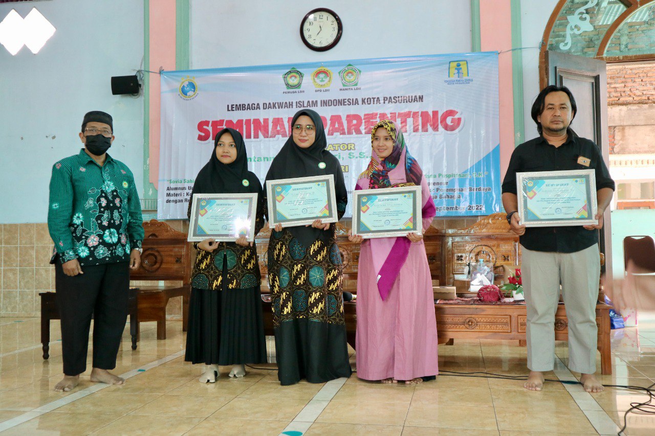 Wujudkan Lingkungan Layak Anak serta Keluarga, LDII Pasuruan Gelar Seminar Parenting - LDII BONTANG